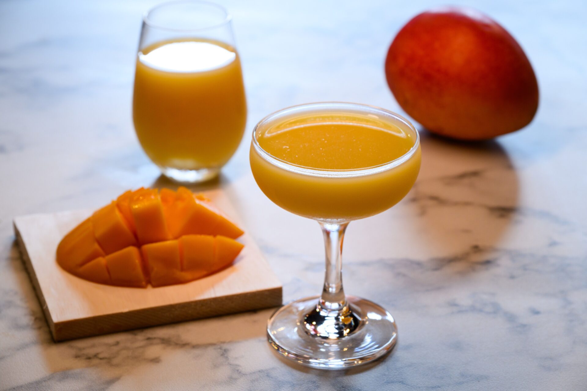 フリーフローラウンジのSeasonal Drink『マンゴーマッコリ-Mango makgeolli-』Sep-Oct｜TWIN-LINE ...
